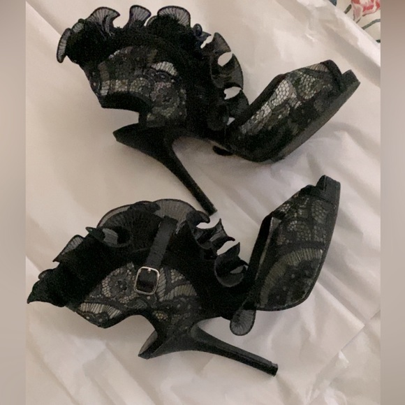 Wild Rose | Shoes | Wild Rose Black Lace Ruffle Heels | Poshmark